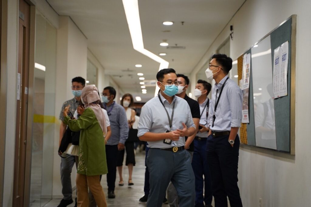 Discovering the Best of Both Worlds: BINUS UNIVERSITY and the Bustling ...